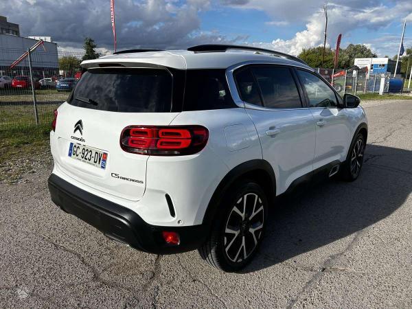 White Citroen C5 Aircross 2021 in Panevezys, with an engine capacity of 1.50 L and mileage of 235 thousand km for 10200 €, photo 8 on AUTOMOTO.COM.LV
