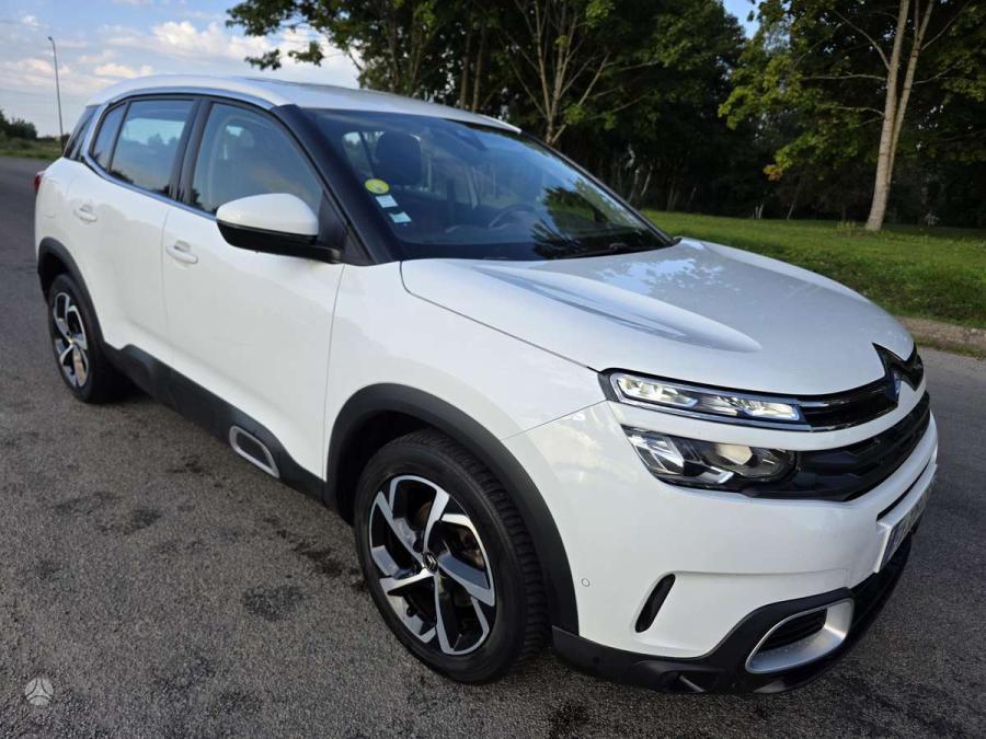Balts Citroen C5 Aircross 2021 Tauragė, ar dzinēja tilpumu 1.50 L un nobraukumu 200 tūkst. km par 10890 €, foto 3 vietnē AUTOMOTO.COM.LV