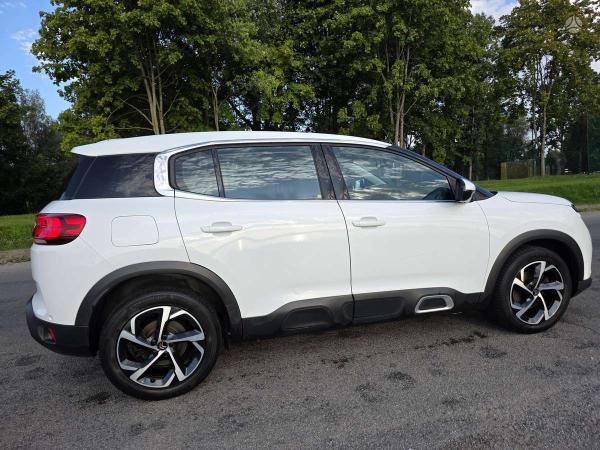 White Citroen C5 Aircross 2021 in Taurage, with an engine capacity of 1.50 L and mileage of 200 thousand km for 10890 €, photo 4 on AUTOMOTO.COM.LV