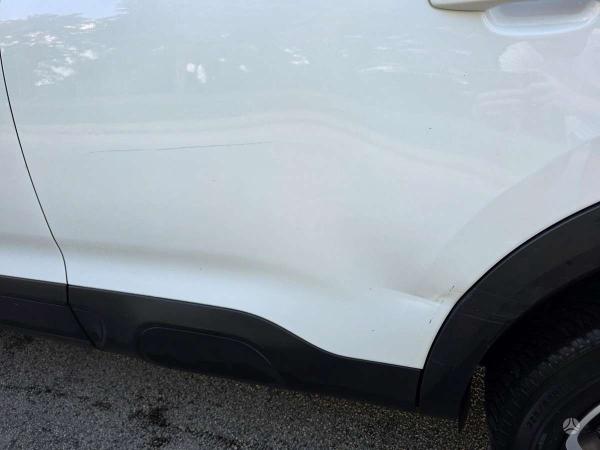 White Citroen C5 Aircross 2021 in Taurage, with an engine capacity of 1.50 L and mileage of 200 thousand km for 10890 €, photo 9 on AUTOMOTO.COM.LV