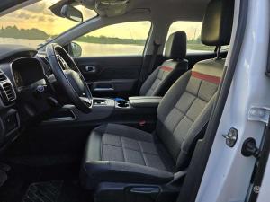 Balts Citroen C5 Aircross 2021 Tauragė, ar dzinēja tilpumu 1.50 L un nobraukumu 200 tūkst. km par 10890 €, foto 20 vietnē AUTOMOTO.COM.LV