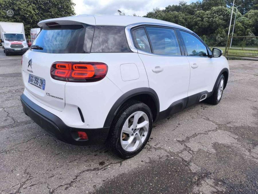 Белый Ситроен C5 Aircross 2022 в Таураге, объемом двигателя 1.50 л и пробегом 185 тыс. км за 9300 €, фото 5 на AUTOMOTO.COM.LV