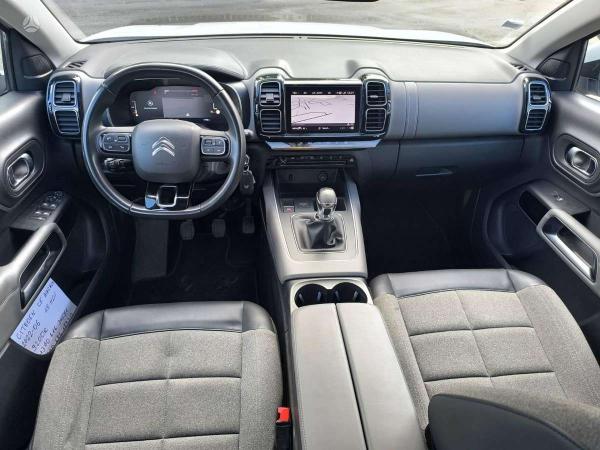 White Citroen C5 Aircross 2022 in Taurage, with an engine capacity of 1.50 L and mileage of 185 thousand km for 9300 €, photo 6 on AUTOMOTO.COM.LV
