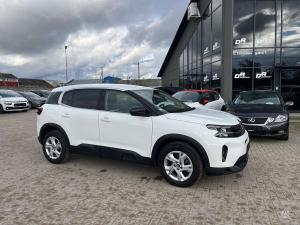 White Citroen C5 Aircross 2022 in Taurage, with an engine capacity of 1.50 L and mileage of 219 thousand km for 11900 €, photo  on AUTOMOTO.COM.LV