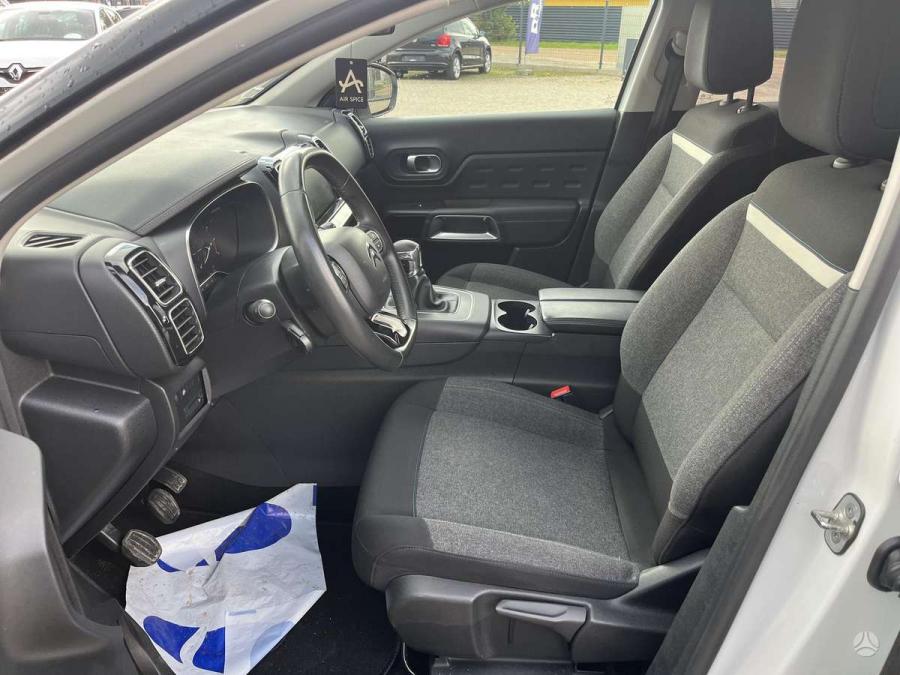 Balts Citroen C5 Aircross 2022 Tauragė, ar dzinēja tilpumu 1.50 L un nobraukumu 219 tūkst. km par 11900 €, foto 12 vietnē AUTOMOTO.COM.LV