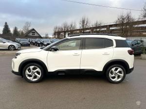 Balts Citroen C5 Aircross 2023 Telšiai, ar dzinēja tilpumu 1.50 L un nobraukumu 199 tūkst. km par 15300 €, foto 4 vietnē AUTOMOTO.COM.LV