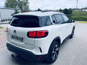 White Citroen C5 Aircross 2020 in Vilnius, with an engine capacity of 1.50 L and mileage of 136 thousand km for 9370 €, photo 9 on AUTOMOTO.COM.LV