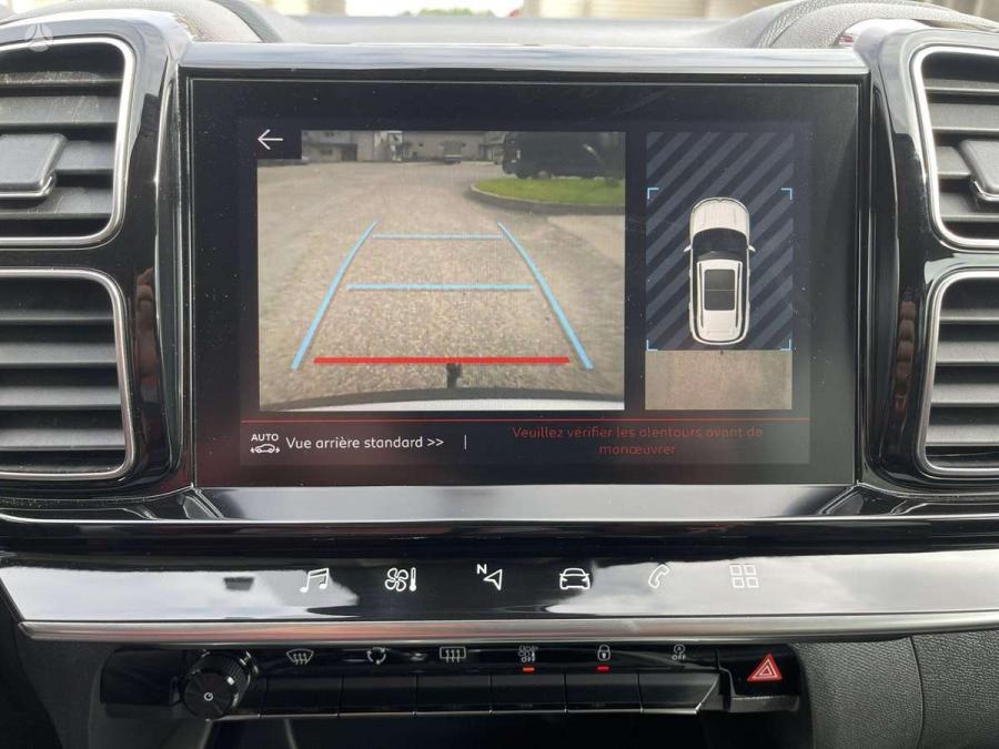 White Citroen C5 Aircross 2020 in Vilnius, with an engine capacity of 1.50 L and mileage of 136 thousand km for 9370 €, photo 20 on AUTOMOTO.COM.LV