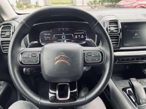 White Citroen C5 Aircross 2020 in Vilnius, with an engine capacity of 1.50 L and mileage of 136 thousand km for 9370 €, photo 26 on AUTOMOTO.COM.LV