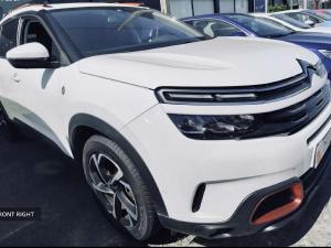 White Citroen C5 Aircross 2021 in Vilnius, with an engine capacity of 1.50 L and mileage of 145 thousand km for 11780 €, photo 3 on AUTOMOTO.COM.LV
