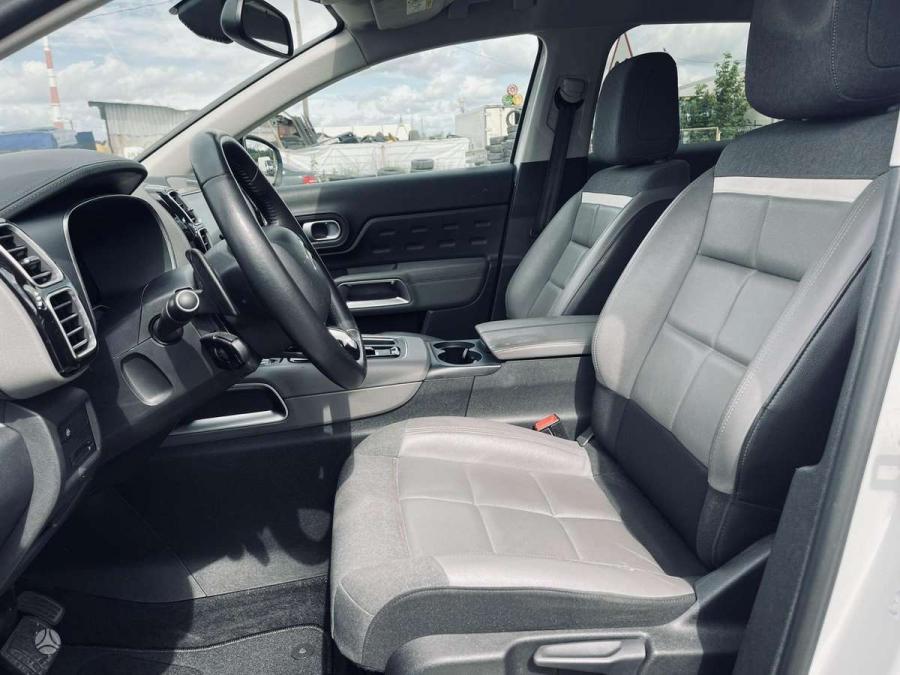 Белый Ситроен C5 Aircross 2021 в Вильнюс, объемом двигателя 1.50 л и пробегом 171 тыс. км за 9570 €, фото 15 на AUTOMOTO.COM.LV