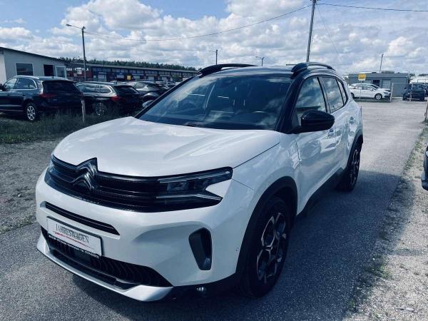 White Citroen C5 Aircross 2023 in Vilnius, with an engine capacity of 1.50 L and mileage of 108 thousand km for 12800 €, photo 2 on AUTOMOTO.COM.LV