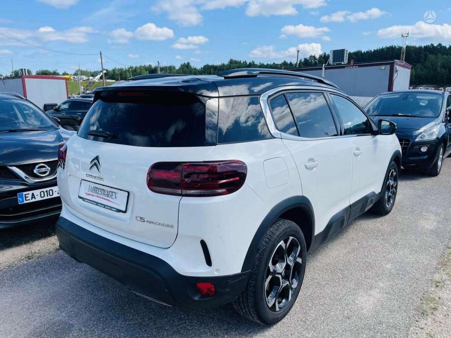 Белый Ситроен C5 Aircross 2023 в Вильнюс, объемом двигателя 1.50 л и пробегом 108 тыс. км за 12800 €, фото 12 на AUTOMOTO.COM.LV
