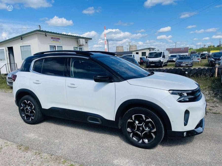Белый Ситроен C5 Aircross 2023 в Вильнюс, объемом двигателя 1.50 л и пробегом 108 тыс. км за 12800 €, фото 21 на AUTOMOTO.COM.LV