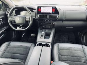 Белый Ситроен C5 Aircross 2023 в Вильнюс, объемом двигателя 1.50 л и пробегом 108 тыс. км за 12800 €, фото 29 на AUTOMOTO.COM.LV