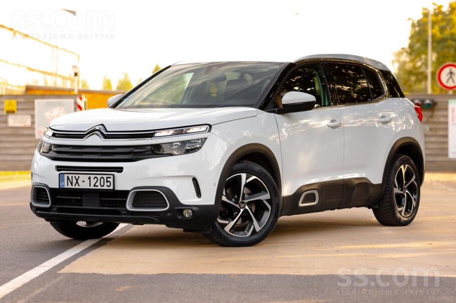Balts Citroen C5 Aircross 2019 Jelgava, ar dzinēja tilpumu 2.00 L un nobraukumu 0 tūkst. km par 13490 €, foto 3 vietnē AUTOMOTO.COM.LV