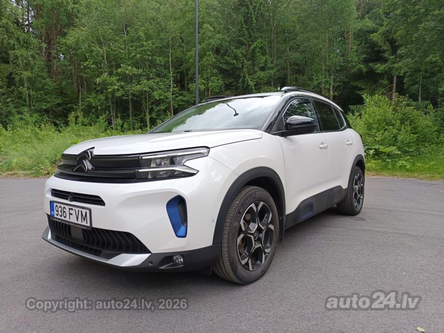 Белый Ситроен C5 Aircross 2022 в Таллин, объемом двигателя 1.20 л и пробегом 58 тыс. км за 21800 €, фото 3 на AUTOMOTO.COM.LV
