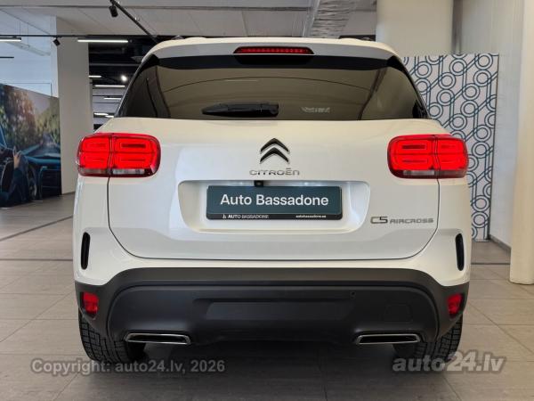 Белый Ситроен C5 Aircross 2022 в Таллин, объемом двигателя 1.20 л и пробегом 105 тыс. км за 20900 €, фото 7 на AUTOMOTO.COM.LV