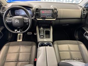 Белый Ситроен C5 Aircross 2022 в Таллин, объемом двигателя 1.20 л и пробегом 105 тыс. км за 20900 €, фото 22 на AUTOMOTO.COM.LV