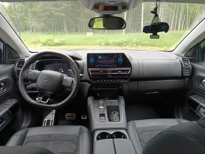 White Citroen C5 Aircross 2022 in Tallinn, with an engine capacity of 0.00 L and mileage of 61 thousand km for 19200 €, photo 10 on AUTOMOTO.COM.LV
