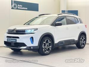 White Citroen C5 Aircross 2022 in Tallinn, with an engine capacity of 1.20 L and mileage of 63 thousand km for 19900 €, photo 1 on AUTOMOTO.COM.LV