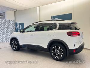 White Citroen C5 Aircross 2022 in Tallinn, with an engine capacity of 1.20 L and mileage of 63 thousand km for 19900 €, photo 6 on AUTOMOTO.COM.LV