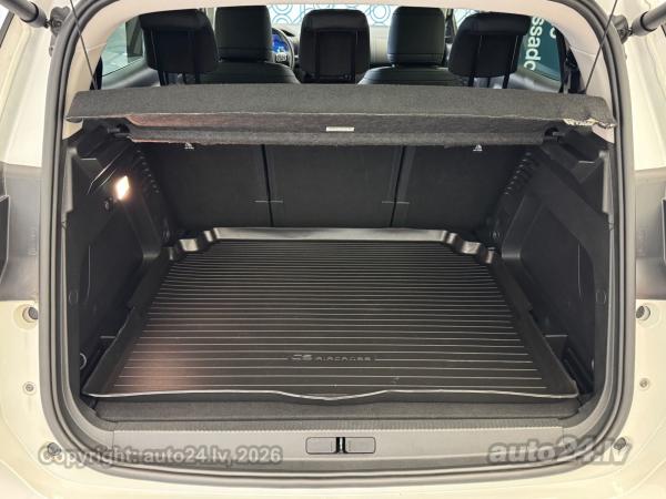Белый Ситроен C5 Aircross 2022 в Таллин, объемом двигателя 1.20 л и пробегом 63 тыс. км за 19900 €, фото 7 на AUTOMOTO.COM.LV