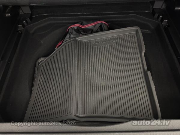 Белый Ситроен C5 Aircross 2022 в Таллин, объемом двигателя 1.20 л и пробегом 63 тыс. км за 19900 €, фото 9 на AUTOMOTO.COM.LV