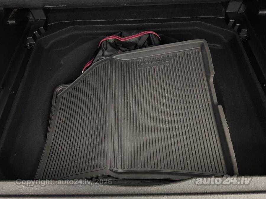 White Citroen C5 Aircross 2022 in Tallinn, with an engine capacity of 1.20 L and mileage of 63 thousand km for 19900 €, photo 9 on AUTOMOTO.COM.LV