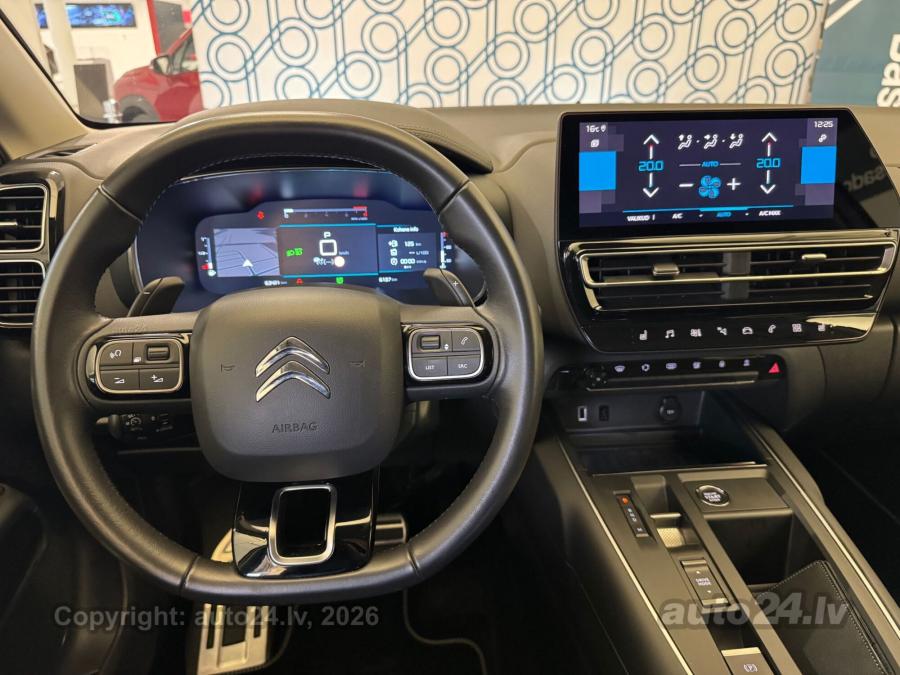 White Citroen C5 Aircross 2022 in Tallinn, with an engine capacity of 1.20 L and mileage of 63 thousand km for 19900 €, photo 13 on AUTOMOTO.COM.LV