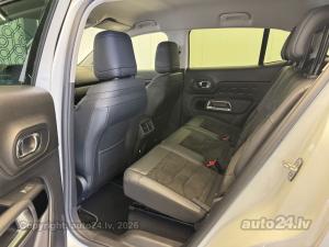 White Citroen C5 Aircross 2022 in Tallinn, with an engine capacity of 1.20 L and mileage of 63 thousand km for 19900 €, photo 15 on AUTOMOTO.COM.LV