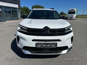 White Citroen C5 Aircross 2023 in Tartu, with an engine capacity of 1.20 L and mileage of 73 thousand km for 19990 €, photo 3 on AUTOMOTO.COM.LV