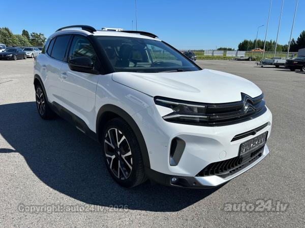 White Citroen C5 Aircross 2023 in Tartu, with an engine capacity of 1.20 L and mileage of 73 thousand km for 19990 €, photo 3 on AUTOMOTO.COM.LV