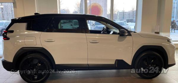 Balts Citroen C5 Aircross 2026 Narva, ar dzinēja tilpumu 1.20 L un nobraukumu 5 tūkst. km par 35900 €, foto 3 vietnē AUTOMOTO.COM.LV