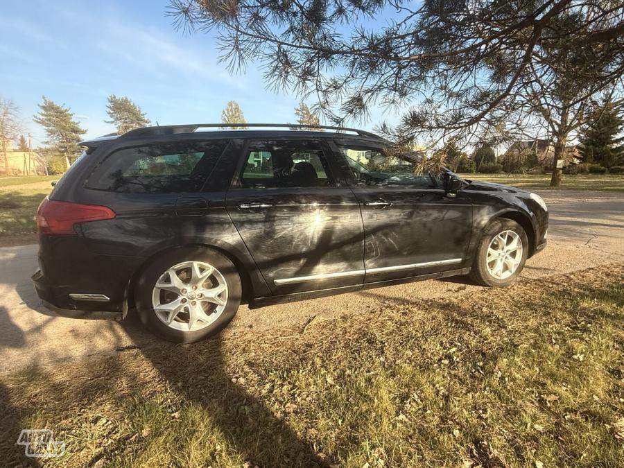Melns Citroen C5 2009 Panevēža, ar dzinēja tilpumu 2.00 L un nobraukumu 353 tūkst. km par 1850 €, foto 5 vietnē AUTOMOTO.COM.LV
