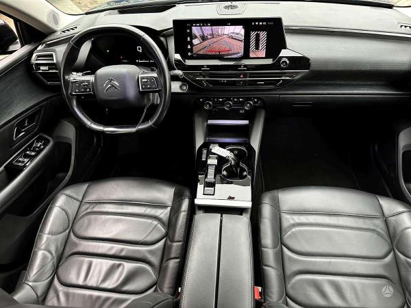 Black Citroen C5 2022 in Kaunas, with an engine capacity of 1.60 L and mileage of 167 thousand km for 17500 €, photo 11 on AUTOMOTO.COM.LV