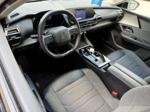 Melns Citroen C5 2022 Kauņa, ar dzinēja tilpumu 1.60 L un nobraukumu 207 tūkst. km par 15700 €, foto 7 vietnē AUTOMOTO.COM.LV