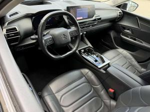 Melns Citroen C5 2022 Kauņa, ar dzinēja tilpumu 1.60 L un nobraukumu 167 tūkst. km par 15900 €, foto 7 vietnē AUTOMOTO.COM.LV