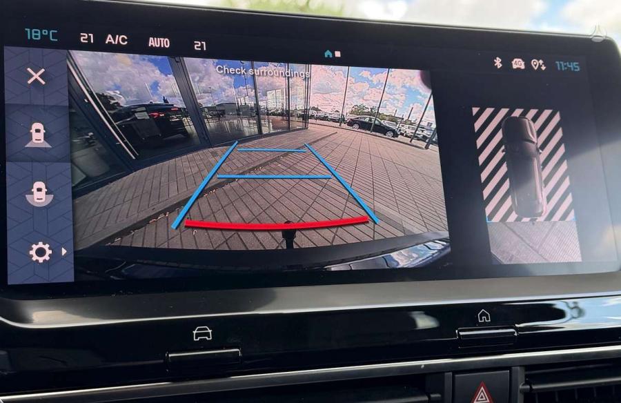 Melns Citroen C5 2022 Kauņa, ar dzinēja tilpumu 1.60 L un nobraukumu 167 tūkst. km par 15900 €, foto 10 vietnē AUTOMOTO.COM.LV