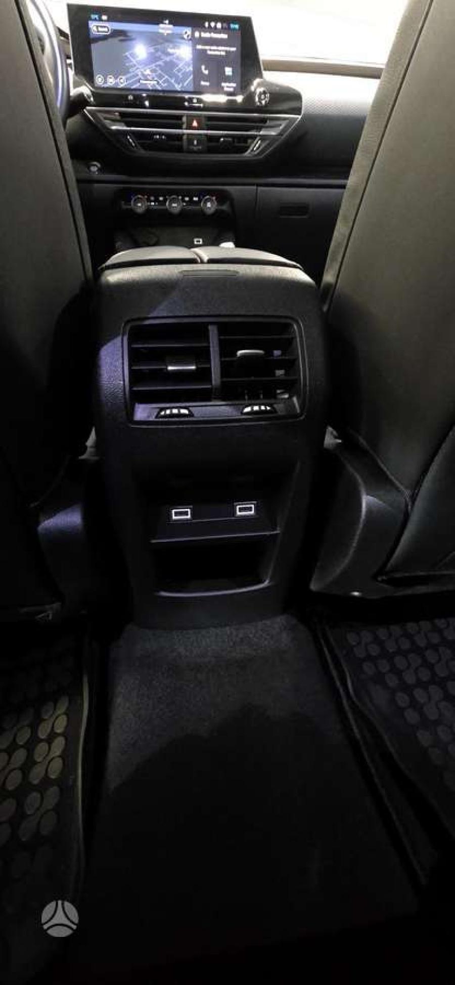 Black Citroen C5 2025 in Siauliai, with an engine capacity of 1.20 L and mileage of 44 thousand km for 19900 €, photo 32 on AUTOMOTO.COM.LV