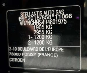 Black Citroen C5 2025 in Siauliai, with an engine capacity of 1.20 L and mileage of 44 thousand km for 19900 €, photo 33 on AUTOMOTO.COM.LV