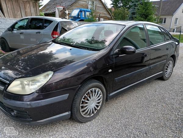 Black Citroen C5 2006 in Taurage, with an engine capacity of 2.00 L and mileage of 278 thousand km for 550 €, photo 2 on AUTOMOTO.COM.LV