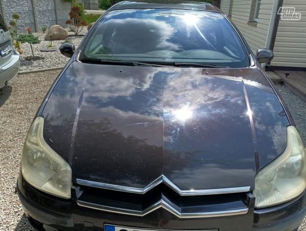 Black Citroen C5 2006 in Taurage, with an engine capacity of 2.00 L and mileage of 278 thousand km for 550 €, photo 8 on AUTOMOTO.COM.LV