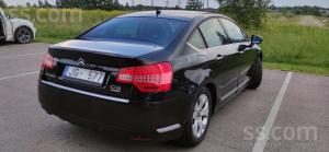 Melns Citroen C5 2009 Jēkabpils, ar dzinēja tilpumu 2.00 L un nobraukumu 289 tūkst. km par 1950 €, foto 5 vietnē AUTOMOTO.COM.LV