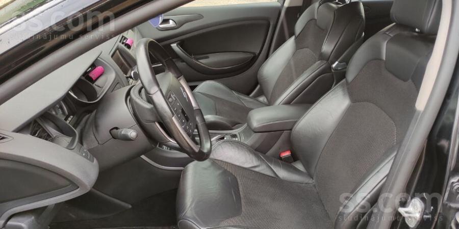 Melns Citroen C5 2009 Jēkabpils, ar dzinēja tilpumu 2.00 L un nobraukumu 289 tūkst. km par 1950 €, foto 12 vietnē AUTOMOTO.COM.LV