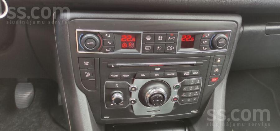 Melns Citroen C5 2009 Jēkabpils, ar dzinēja tilpumu 2.00 L un nobraukumu 289 tūkst. km par 1950 €, foto 15 vietnē AUTOMOTO.COM.LV