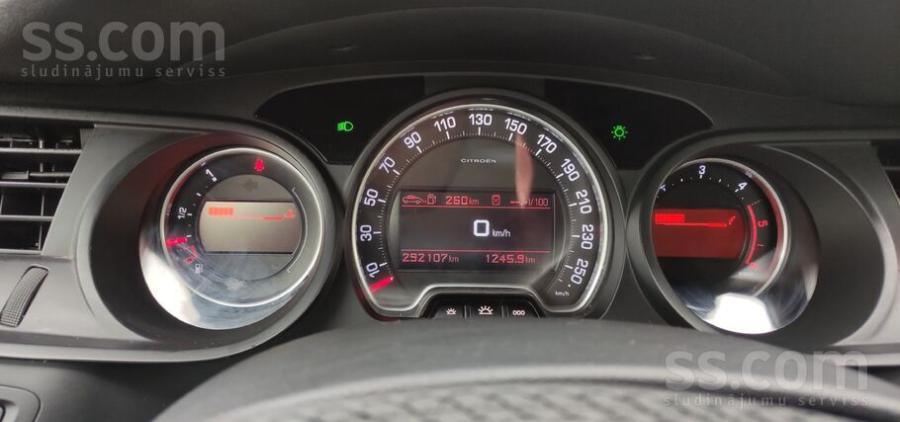 Melns Citroen C5 2009 Jēkabpils, ar dzinēja tilpumu 2.00 L un nobraukumu 289 tūkst. km par 1950 €, foto 17 vietnē AUTOMOTO.COM.LV