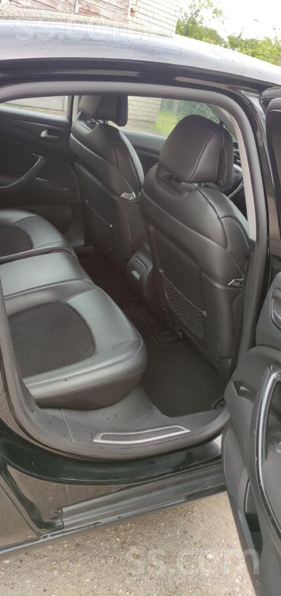 Melns Citroen C5 2009 Jēkabpils, ar dzinēja tilpumu 2.00 L un nobraukumu 289 tūkst. km par 1950 €, foto 19 vietnē AUTOMOTO.COM.LV