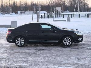 Black Citroen C5 2011 in Kursenai, with an engine capacity of 2.00 L and mileage of 357 thousand km for 2250 €, photo 4 on AUTOMOTO.COM.LV