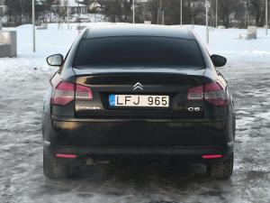 Black Citroen C5 2011 in Kursenai, with an engine capacity of 2.00 L and mileage of 357 thousand km for 2250 €, photo 7 on AUTOMOTO.COM.LV